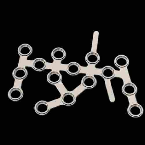 Silver As Calcaneus Plate(medium) at Best Price in Vadodara | Avante ...