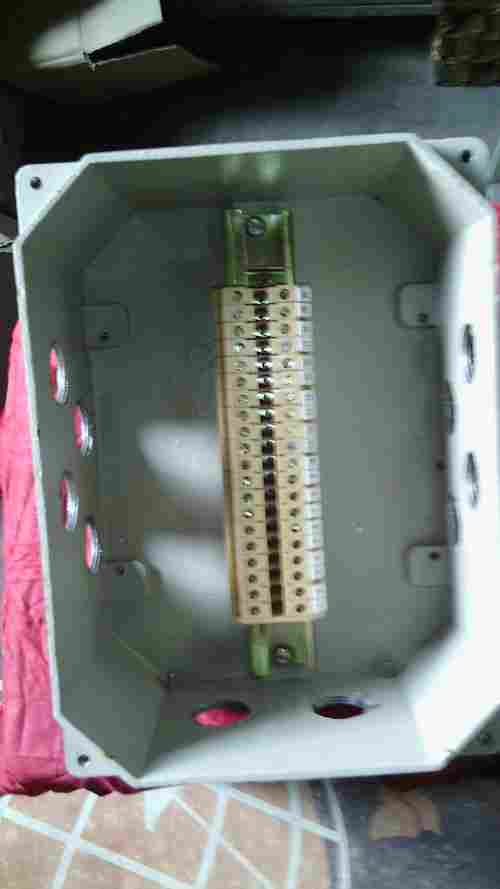 24 Terminal Junction Box at Best Price in Mumbai | Trisect Power