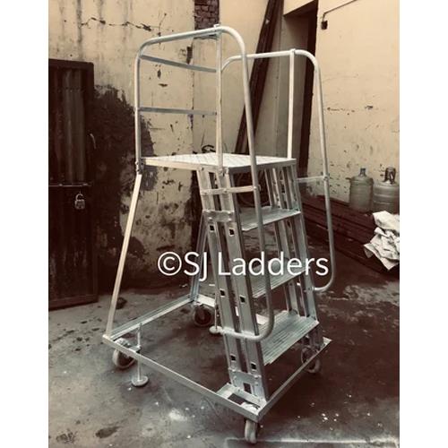 Aluminium Warehouse Step Ladder at Best Price in Delhi | S J Ladders