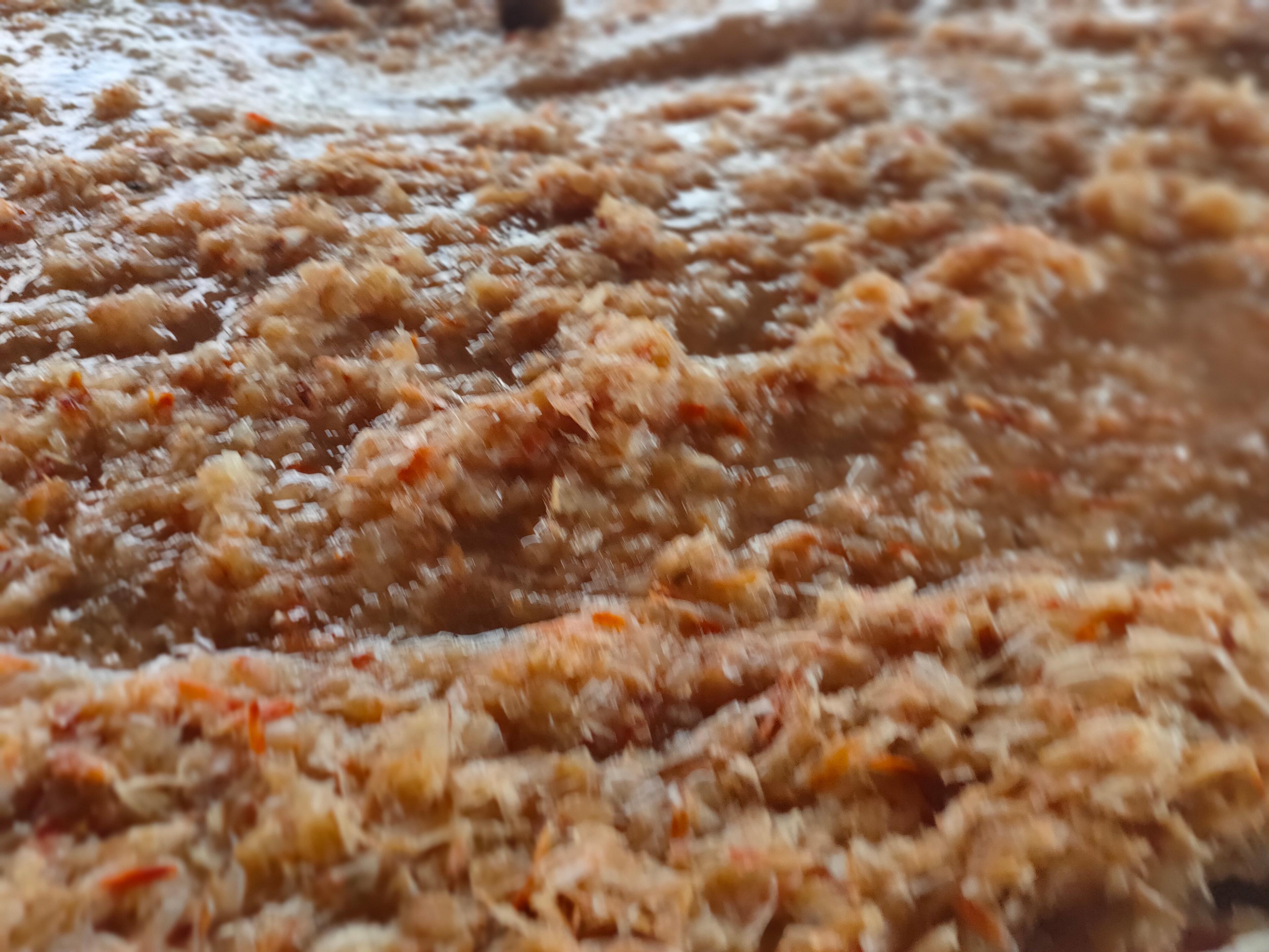 Chitin Flakes Powder 25kg With Off White Color And Ph Value 6.5 To 8.0 ...