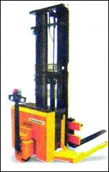 Electric Pedestrian Operated Straddle Stacker at Best Price in Pune ...