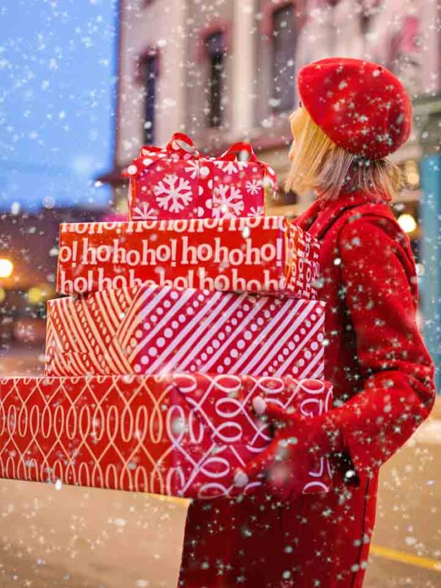 Gift These 7 Unique Secret Santa Gifts to Your Women - Tradeindia