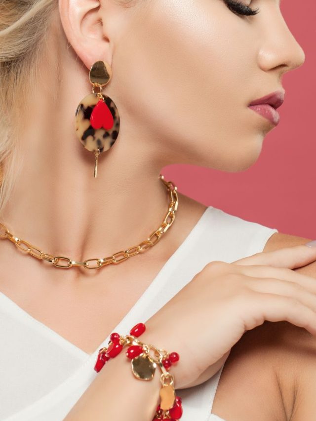 8 Trending Gold Chain Designs For Women - Tradeindia